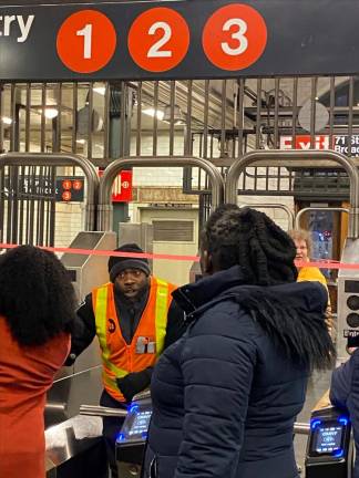 Train Crash at 96th St. Station, Injures 26, Yields 2 Days of Hell on 1, 2, and 3 Lines Before Fix